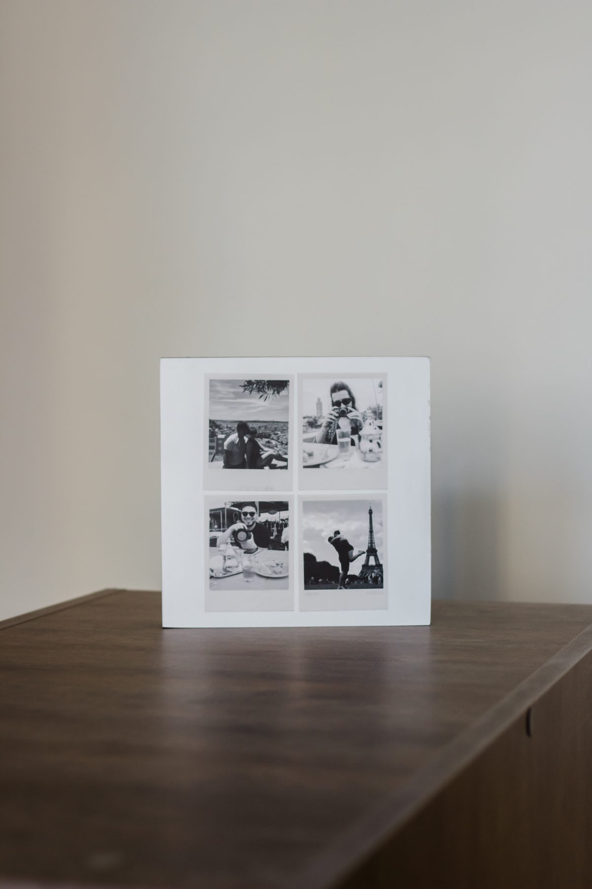 Quadro Polaroid - 4 Fotos - BJ Mais
